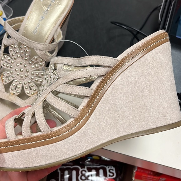 Bandolino | Shoes | Suede Light Pink Platform Sandals | Poshmark